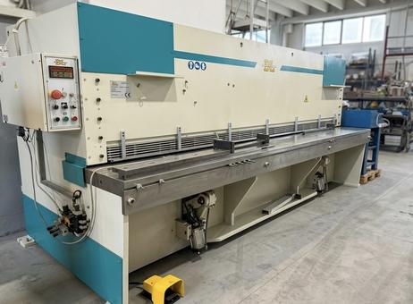 CNC giljotinske makaze BL Costruzioni Meccaniche S.r.l. 4050x4x200