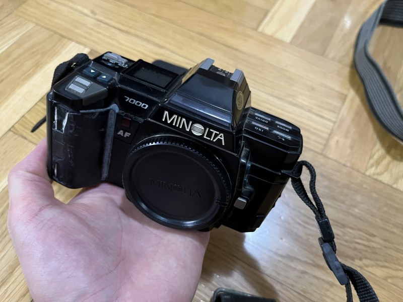 Minolta 7000 1985 godina Yu