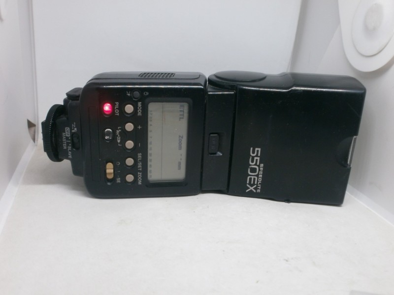Canon Speedlite 550EX