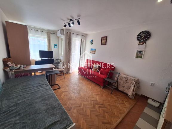 Jednosoban stan u Centru, Novi Sad, 27 m²