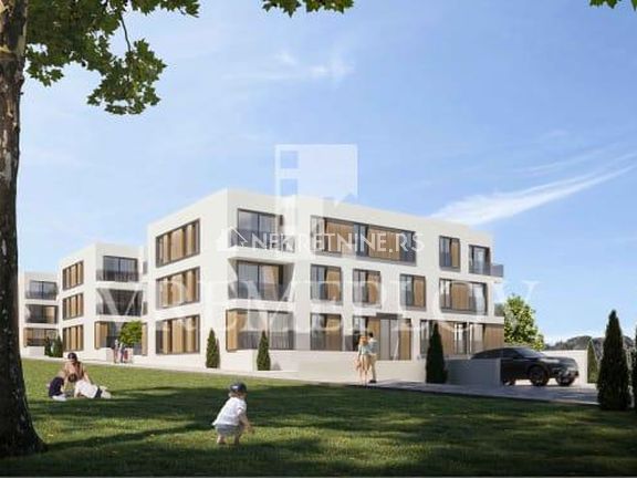 2.0 Lux Stan Zemun ID#2021