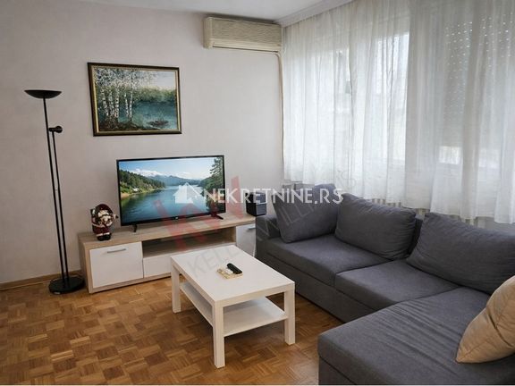 Stan 3.0, 75m2, Karlovačka (Beograd), 210000e