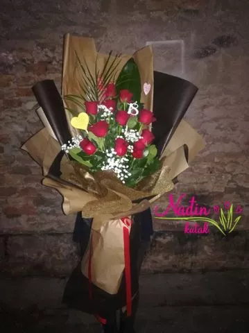 BUKET CRVENIH RUŽA BU081