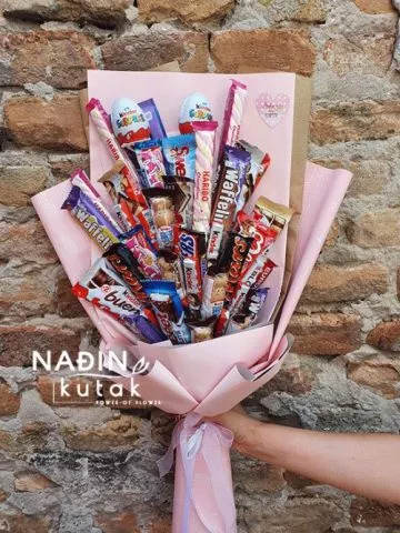 SLATKI BUKET BU090