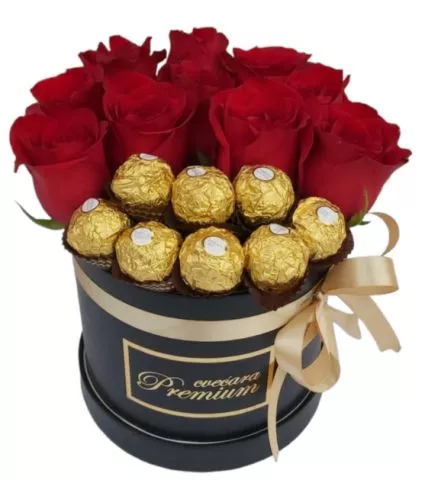 RUŽE I FERRERO U OKRUGLOJ KUTIJI-038