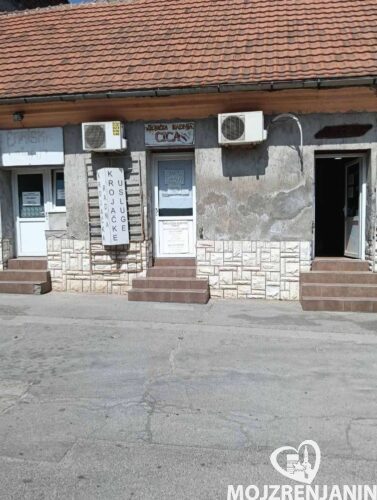 Prodajem tri lokala u centru Zrenjanina povoljno