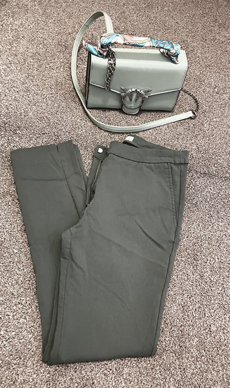 Mango pantalone plus poklon torbica