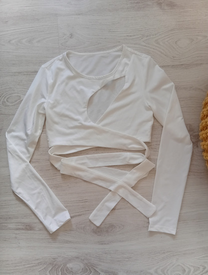Nova uska bluza
