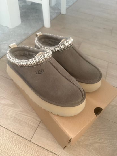 Nove ugg tazz papuce