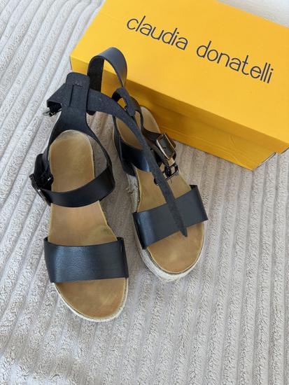 Sandale