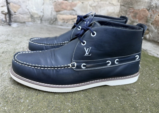   Louis Vuitton   Yucatan Boat High Top shoes 43