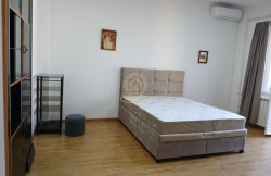 Dvosoban stan 78 m², Stari Grad, Kralja Petra, 3. sprat