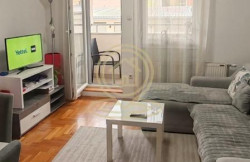 Novi Sad – Dvosoban stan 38 m², Grbavica, novogradnja, luksuzno opremljen, terasa, lift