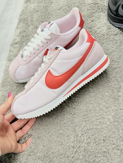 Nike cortez kao novee 40 odg.za 39