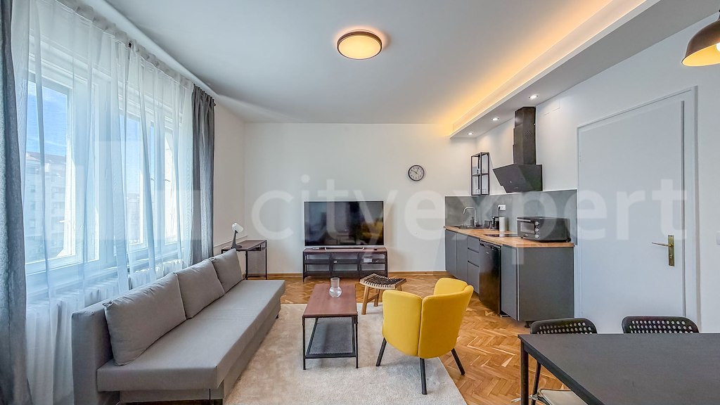 Stan Izdavanje Novi Sad Bez skrivenih troškova - 40m², Trg republike, Novi Sad - 500€