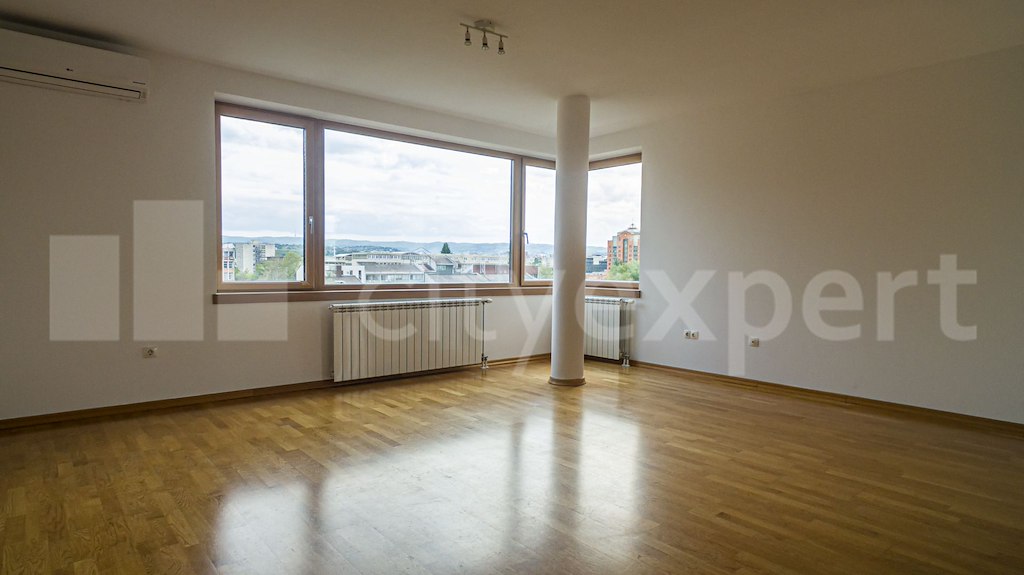 Stan Izdavanje Novi Sad Bez skrivenih troškova - 62m², Radnička, Novi Sad - 700€