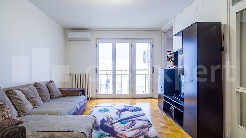 Stan za prodaju - Dvoiposoban, 74m², Jurija Gagarina, Novi Beograd - 240000€