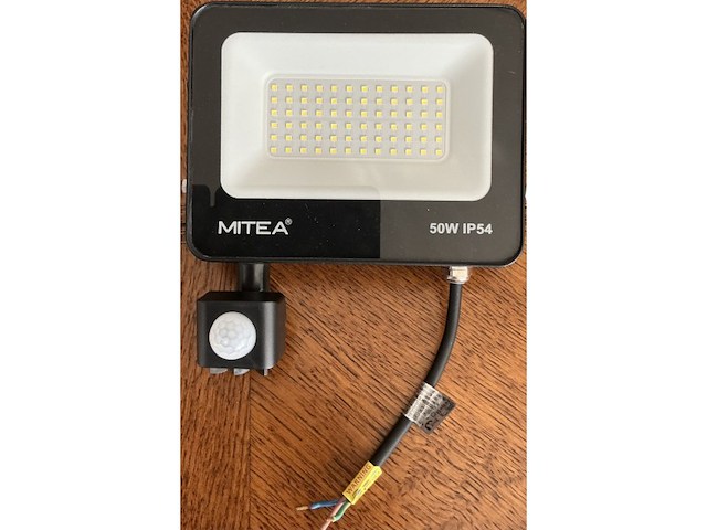 Mitea Reflektor sa senzorom 50W crni IP54