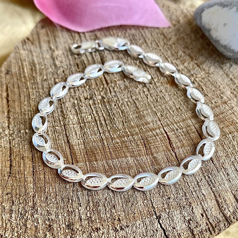 Srebrna narukvica „Silver Pearl“ N111