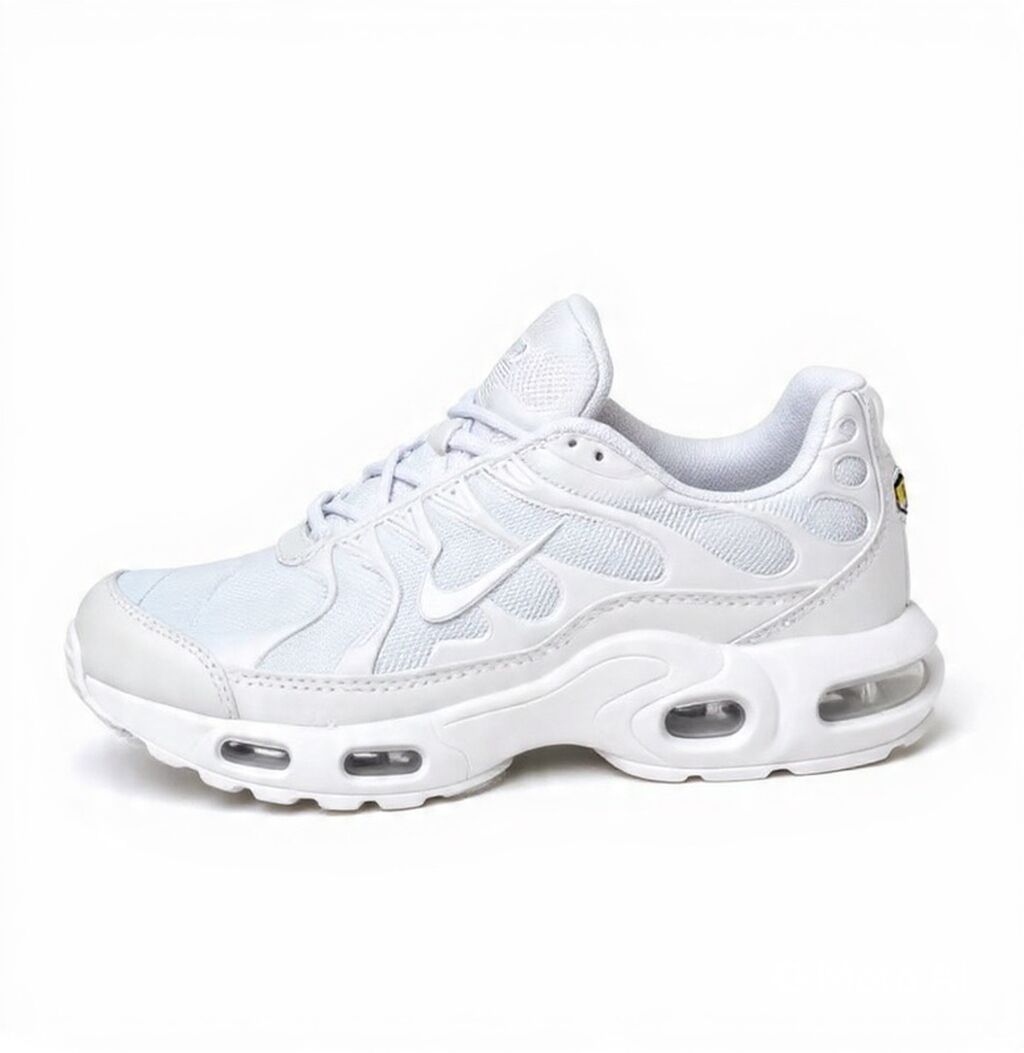 Nike Air Max Plus (Tuned Air) – bele patike - Klasičan “Tn” dizajn sa