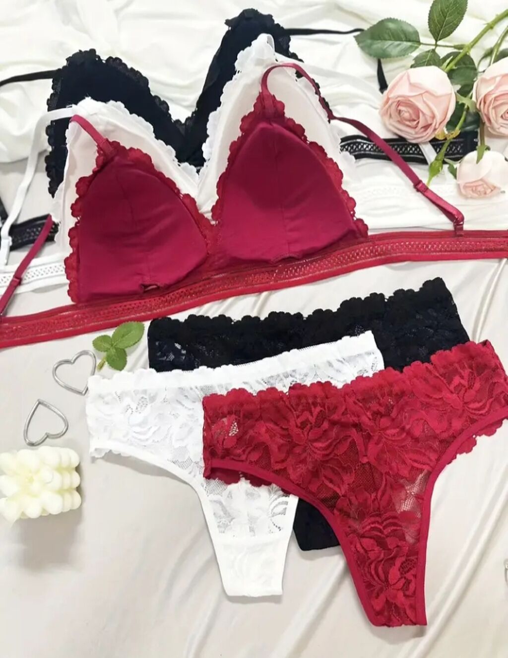 Čipkani set donjeg veša, 3 kom. – bralette i tangice, vel. L - Stil