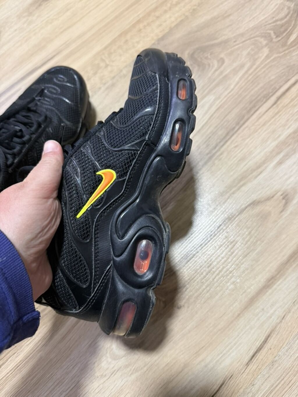 Nike Air Max Plus TN (Tuneds) patike - Boja: crna osnova sa