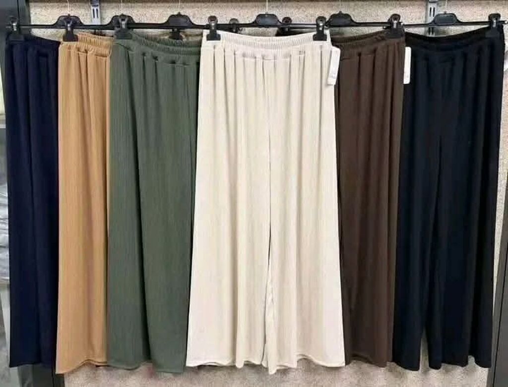 Ženske široke pantalone sa elastičnim pojasom - Kroj: široke