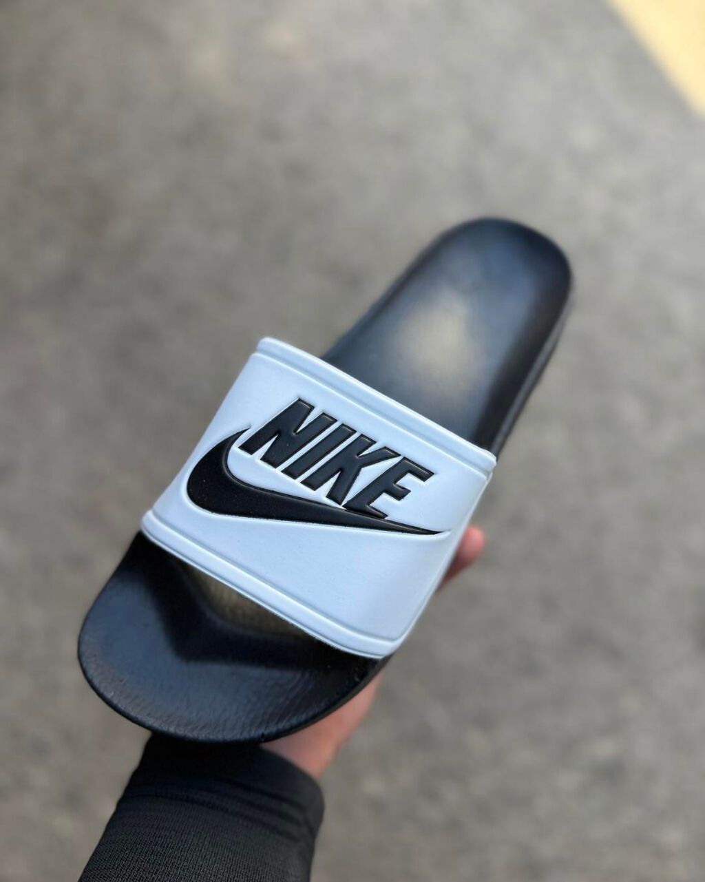 Nike papuče crne i bele NOVO Novo Brojevi 36 do 44 fb Moja Kupovina