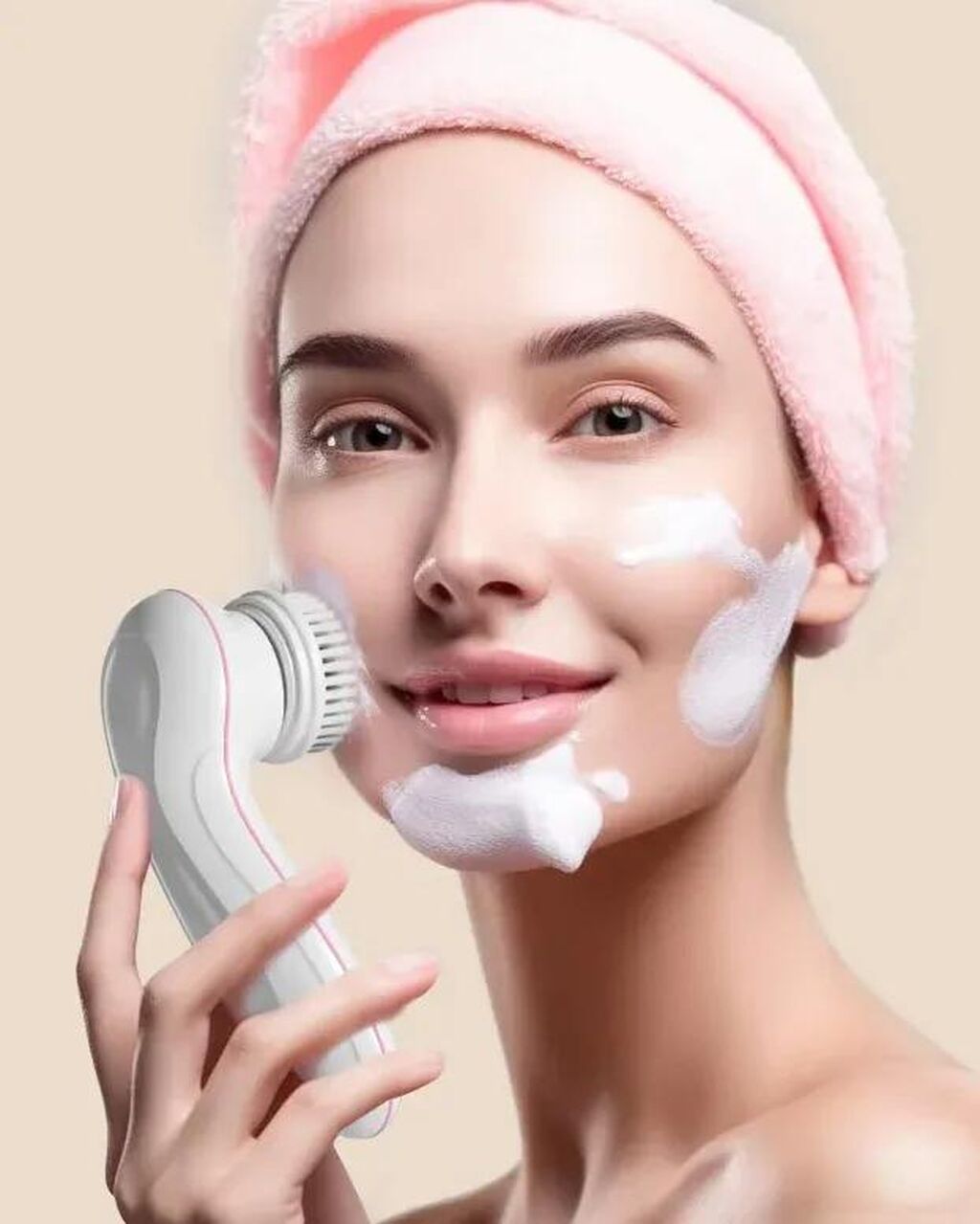 PINK SET ZA CISCENJE I NEGU LICA NOV SET 3U1 ZA LICE AKCIJA | Cene