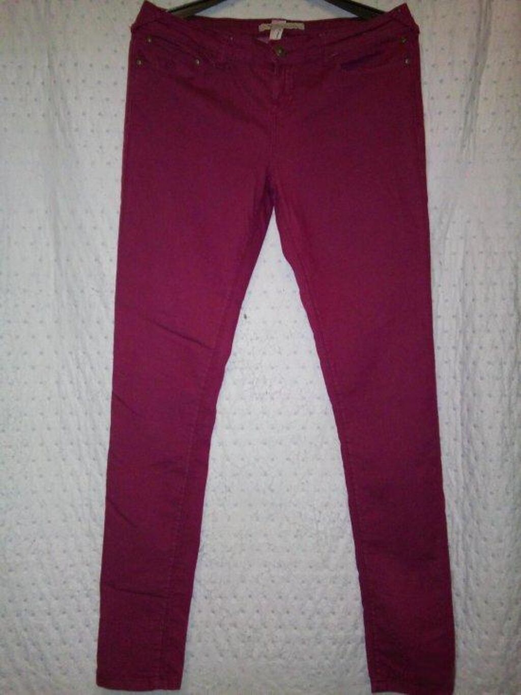 BERSHKA ZENSKE FARMERKE 100% ORIGINAL TOP STANJE AKCIJA | Cene nisu
