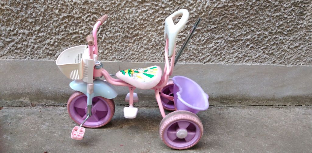 Deciji tricikl,duz.oko 80,sir.oko 41,vis.sedista oko 35 cm. sa