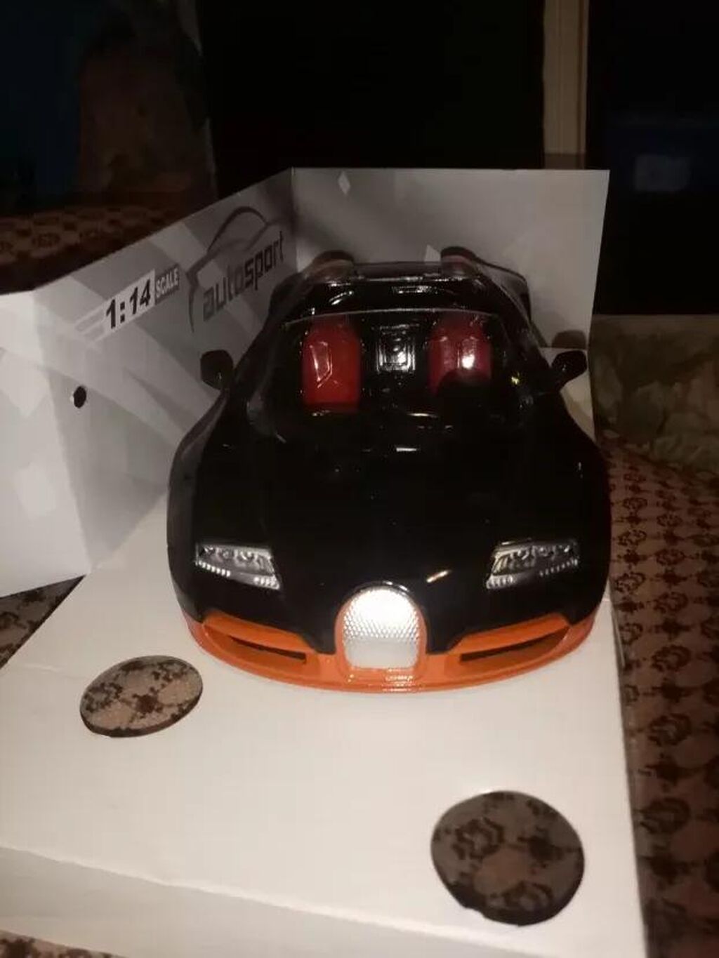 BUGATTI VEYRON AUTO IGRACKA NA DALJINSKI NOVO OGROMAN 1:14 | Cene