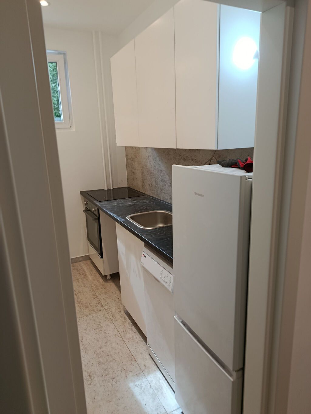 Montiranje Ikea i ostalih kuhinja Kuhinja Pogledajte i stranicu