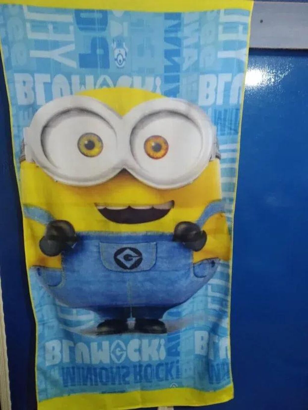 MALCI PESKIR ZA DECU NOV MODEL 2023. MINIONS VELIKI PESKIR | Cene