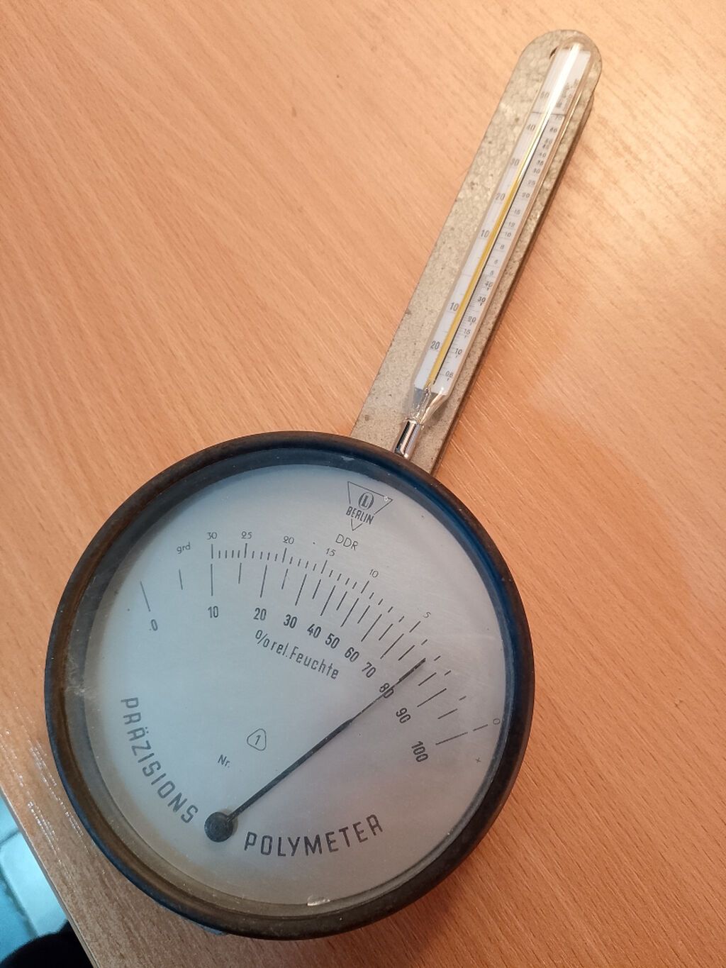 Präzisions Polymeter – mehanički higrometar sa termometrom (DDR