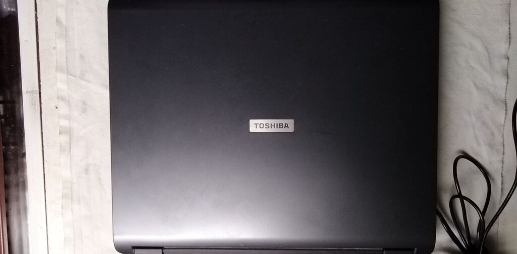 Lap top Toshiba T PRO- L 100 ekran dijagonala 15,1 incha Core duo T MB
