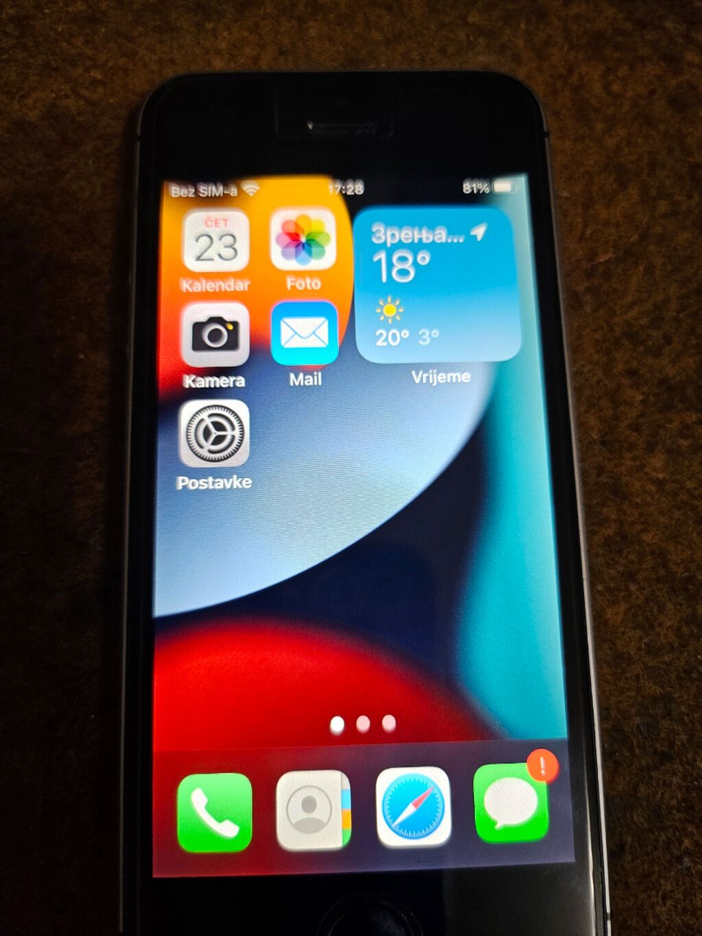 Apple iPhone SE (1. generacija), model MP822DN/A, kapacitet 32 GB.93%