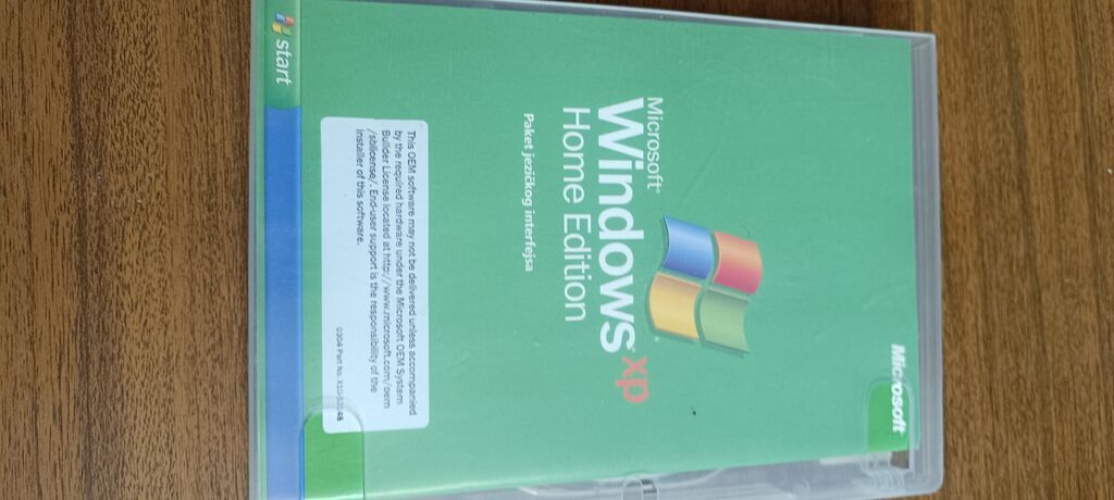 Microsoft Windows XP Home Edition – OEM disk sa Service Pack 2 -