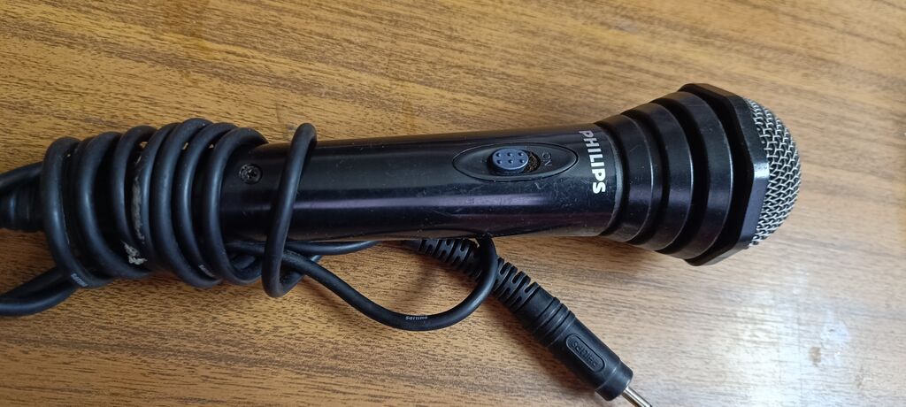Philips žični mikrofon – dinamički, ručni - Tip: dinamički vokalni
