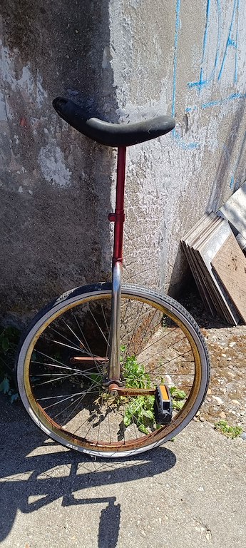 Jednotočak (unicycle) za vežbu i ulične trikove - Veličina točka: oko