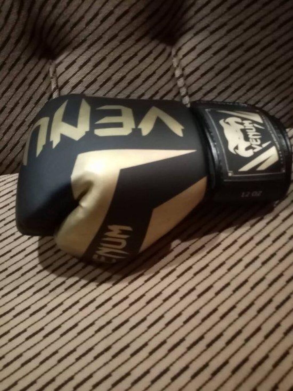 BOKSERSKE RUKAVICE 12 OZ NOVE RUKAVICE ZA TRENING AKCIJA | Cene nisu