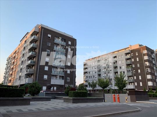 Garažno mesto, Blok 67a, Savada, Uroša Martinovića