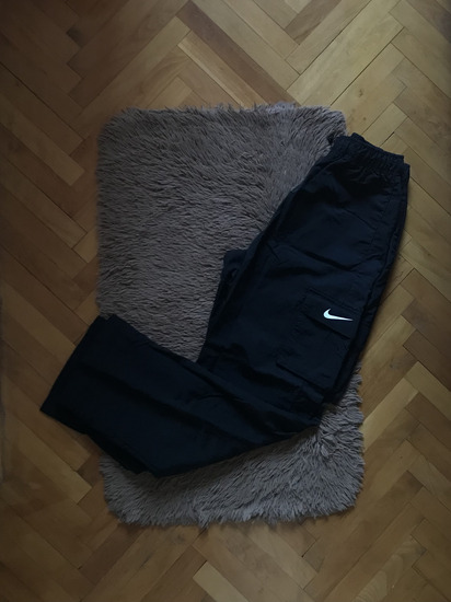 Nike cargo
