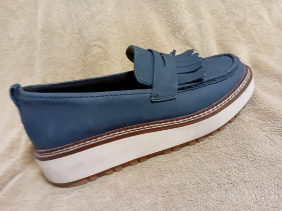 CLARKS kozne 38/23,5 kao nove