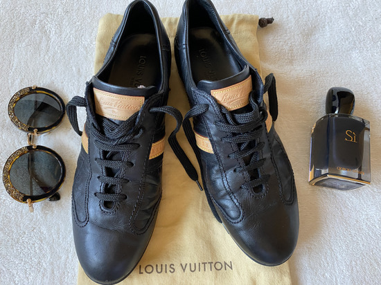 LOUIS VUITTON ORIGINAL crne kozne patike 38.5