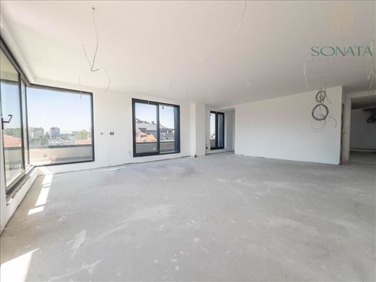 Penthouse u lux novogradnji