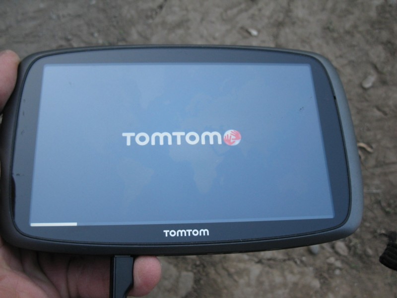 TOMTOM 4FL60 navigacija za auto-citaj opis