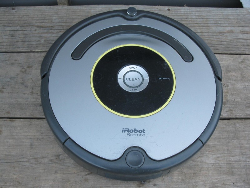 iROBOT Roomba 631-robot usisivac-citaj opis