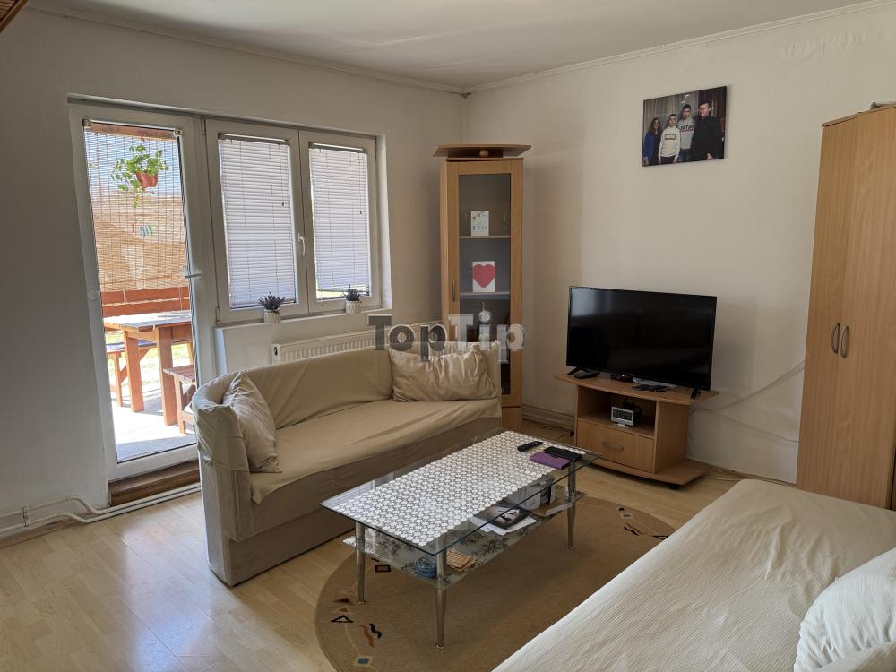 SAMOSTALNA PRIZEMNA TROSOBNA KUĆA ID#673
83.000 €