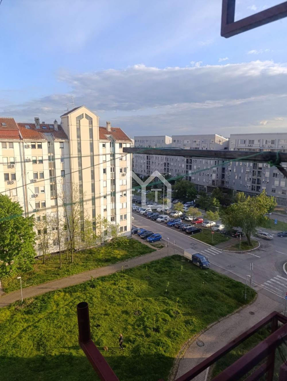 Dr Ivana Ribara, 2.0, useljiv od 10.06. ID#1607
500 €